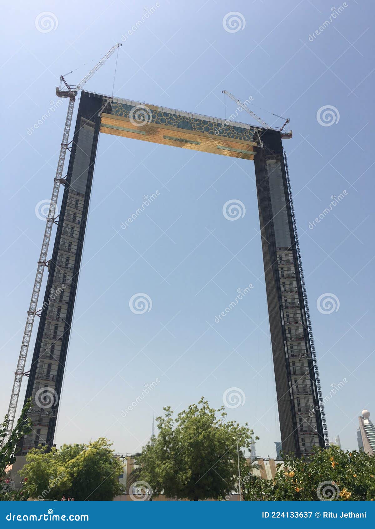 Dubai Frame in Dubai, UAE editorial photography. Image of arab - 224133637
