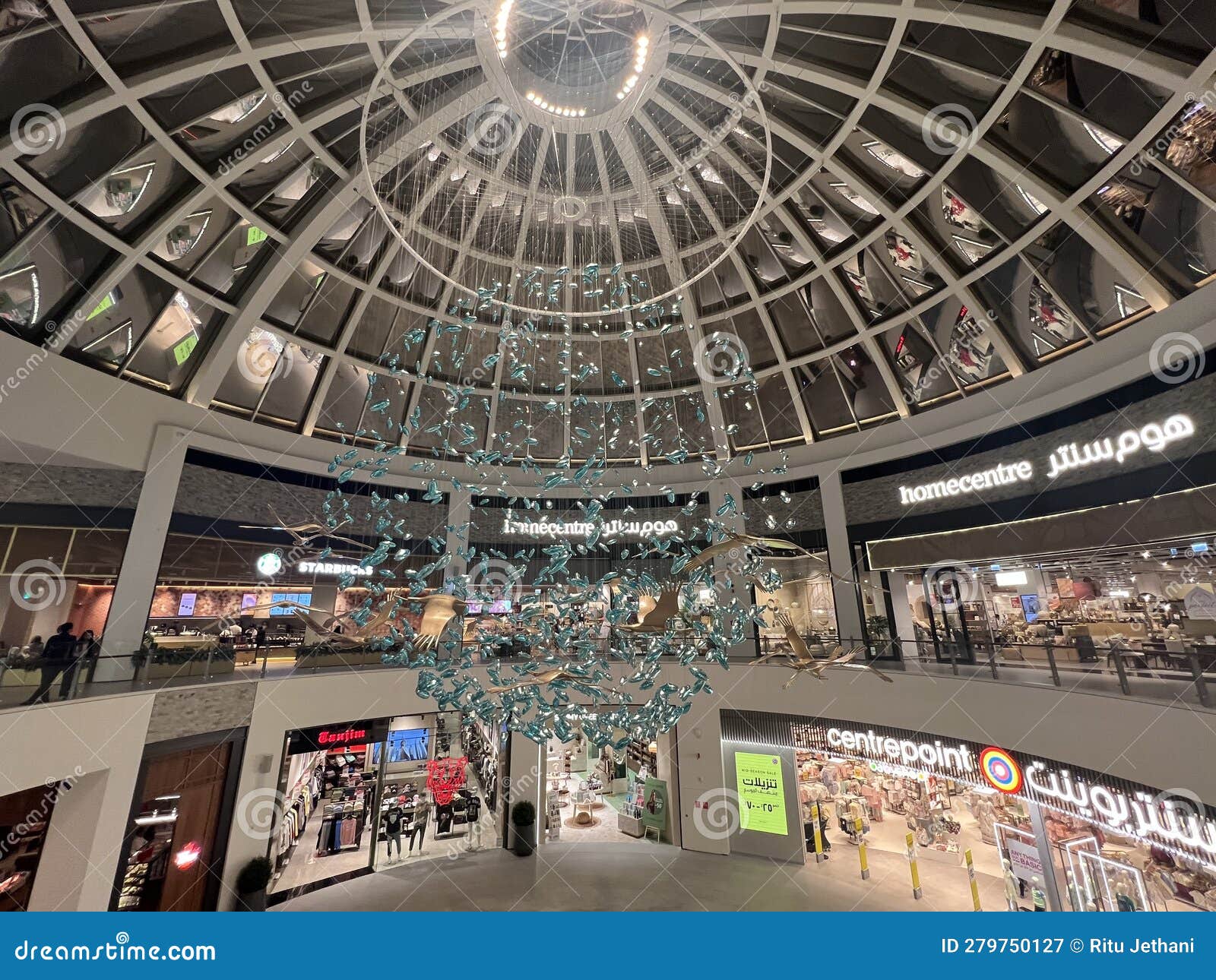 Dubai Hills Mall in the UAE. Editorial Photography - Image of crowd ...