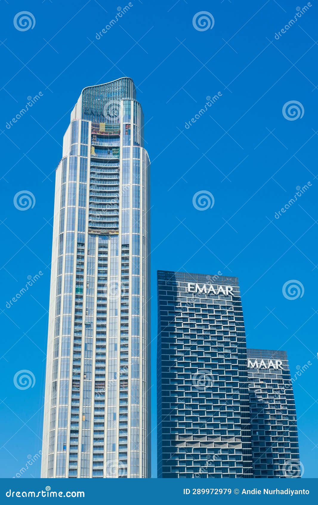 Low Angle View of EMAAR Building in Summer Time Editorial Stock Image ...