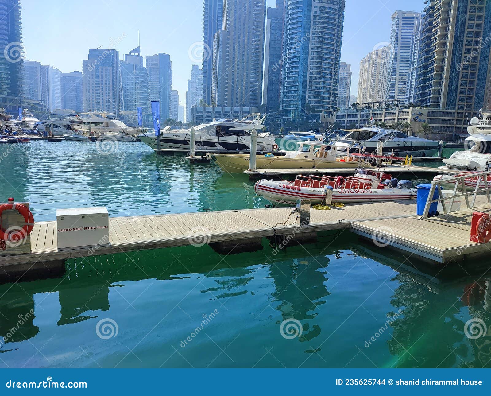 Dubai marina harbour editorial stock image. Image of river - 235625744