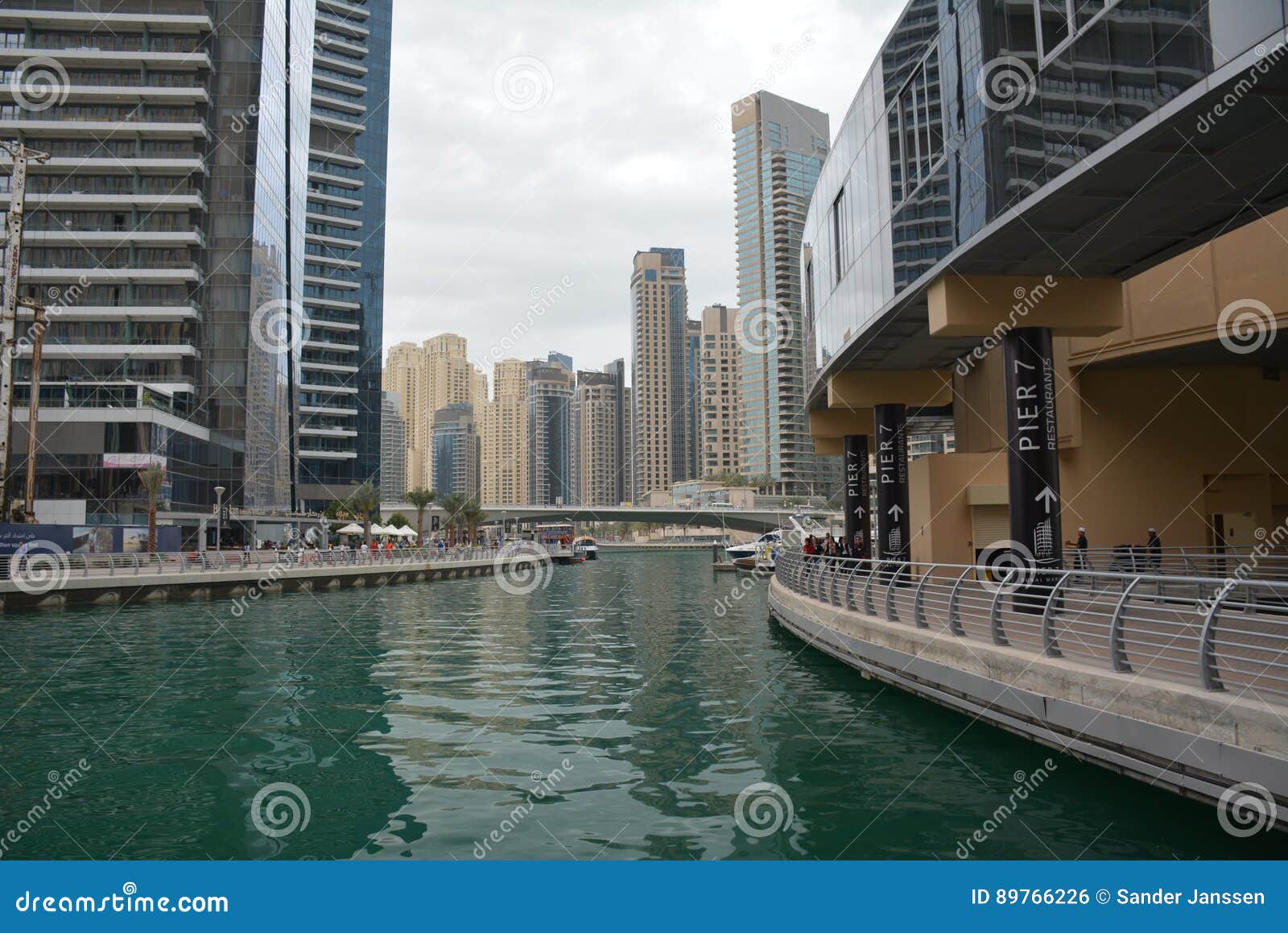 Dubai Marina editorial photo. Image of condominium, travel - 89766226
