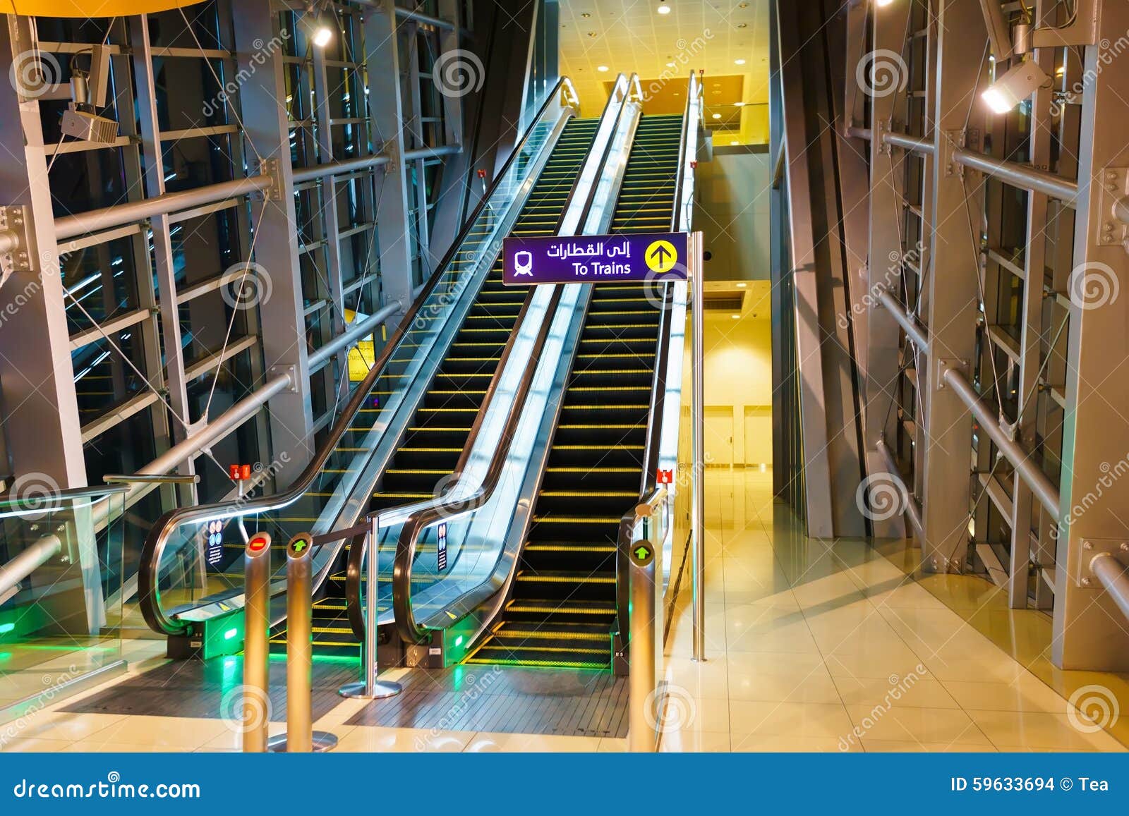 Dubai metro interior editorial stock image. Image of railroad - 59633694