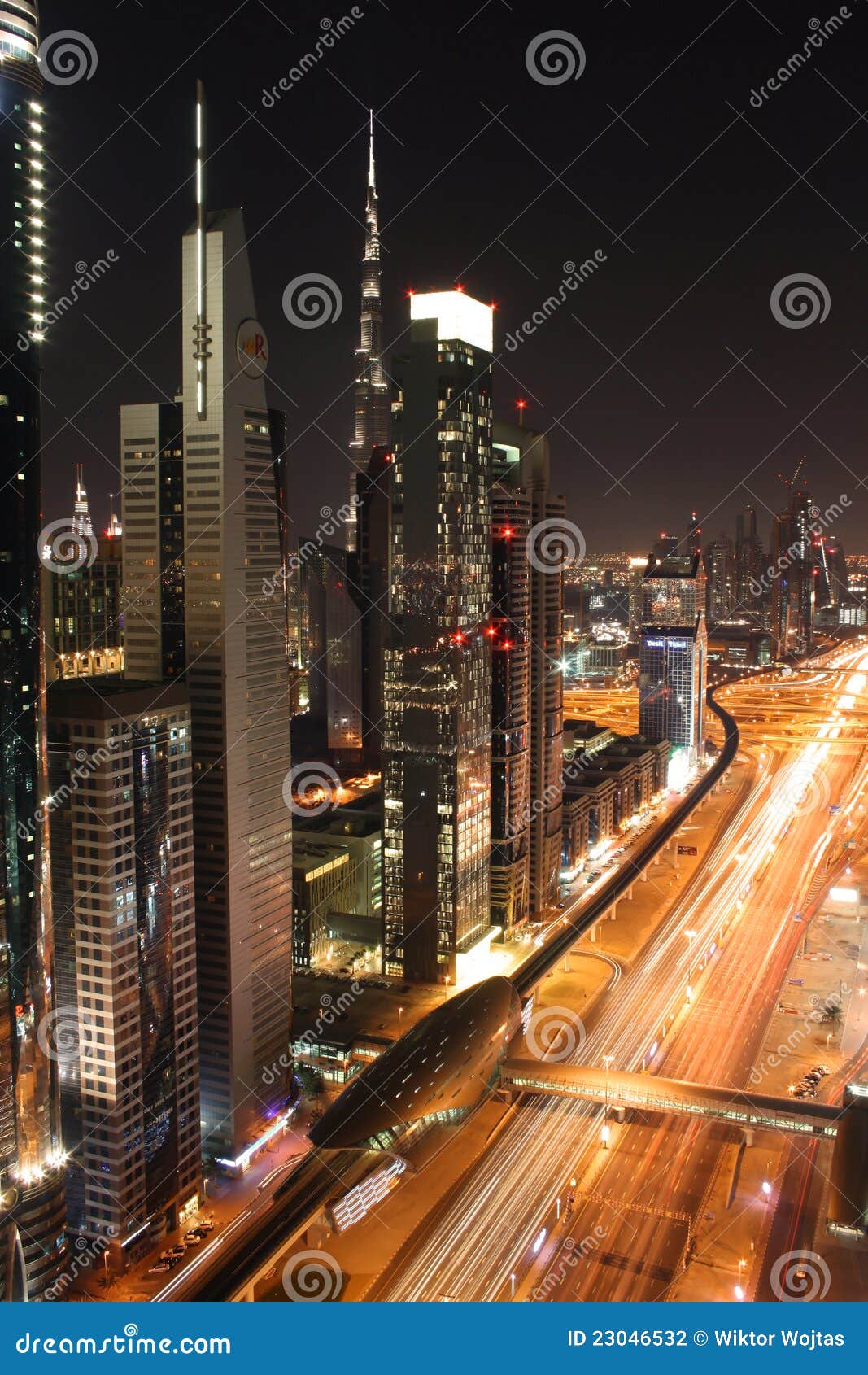 Dubai at night editorial photography. Image of metro - 23046532
