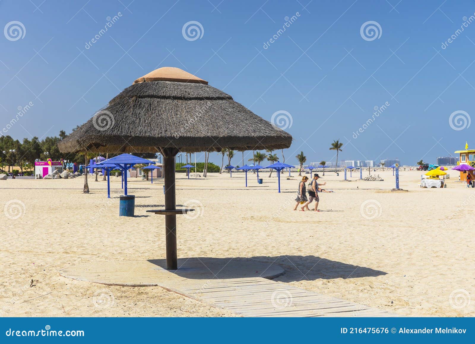 Al Mamzar beach in Dubai editorial photo. Image of emirates - 216475676