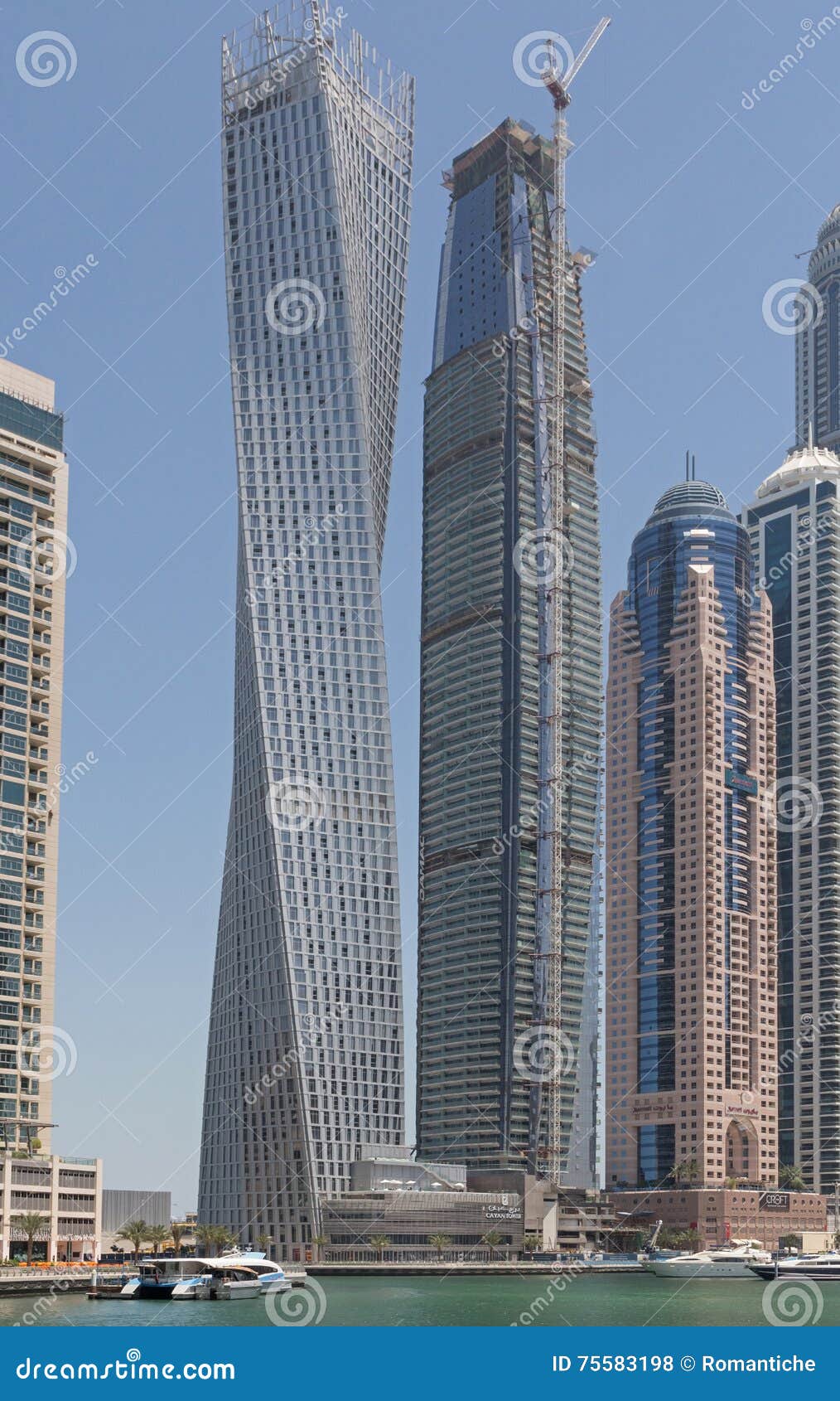DUBAI, UAE - MAY 15, 2016: Cayan Tower Editorial Stock Photo - Image of ...