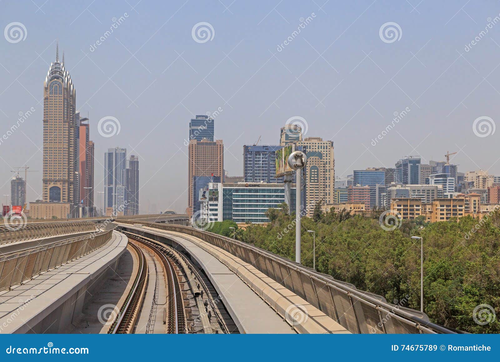 DUBAI, UAE - MAY 12, 2016: Sight of City Editorial Stock Image - Image ...
