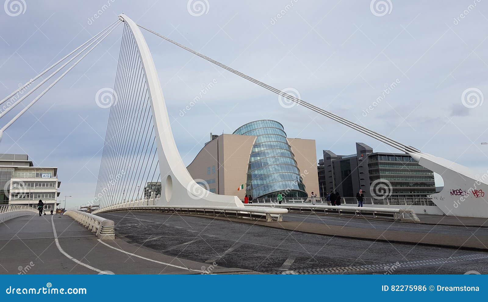 Dublin bridge editorial photo. Image of bridge, dublin - 82275986
