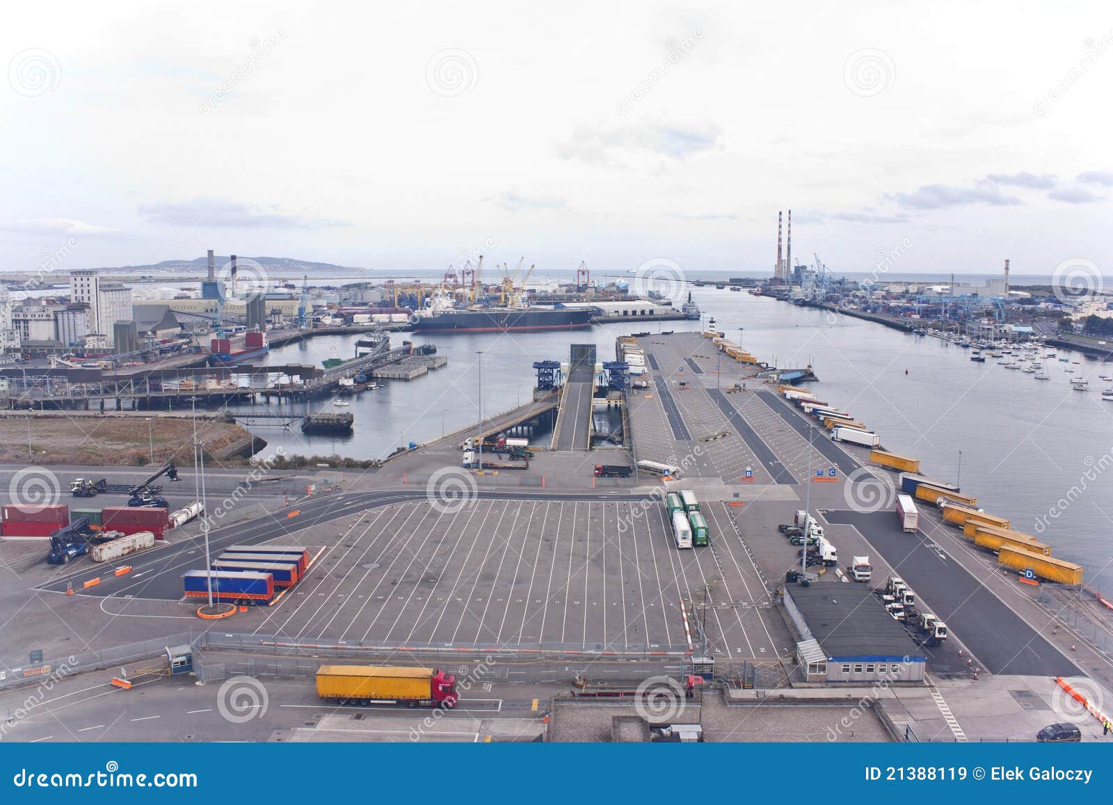 Dublin dock stock image. Image of europe, cranes, dublin - 21388119