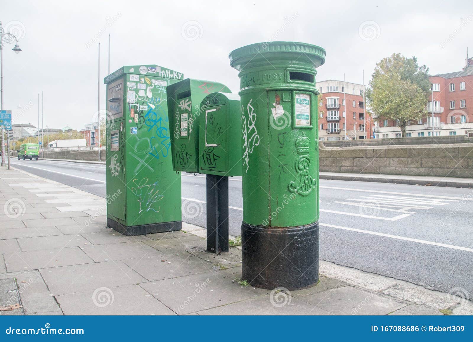 Green mailbox in Dublin editorial photo. Image of irish - 167088686