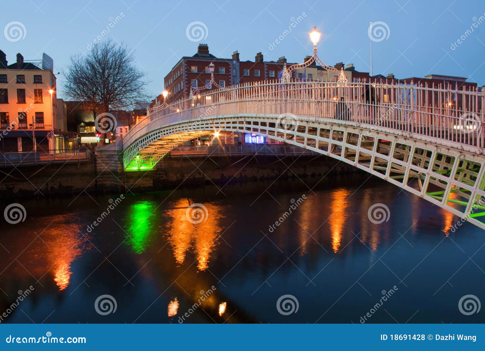 Dublin night stock photo. Image of footbridge, bridge - 18691428