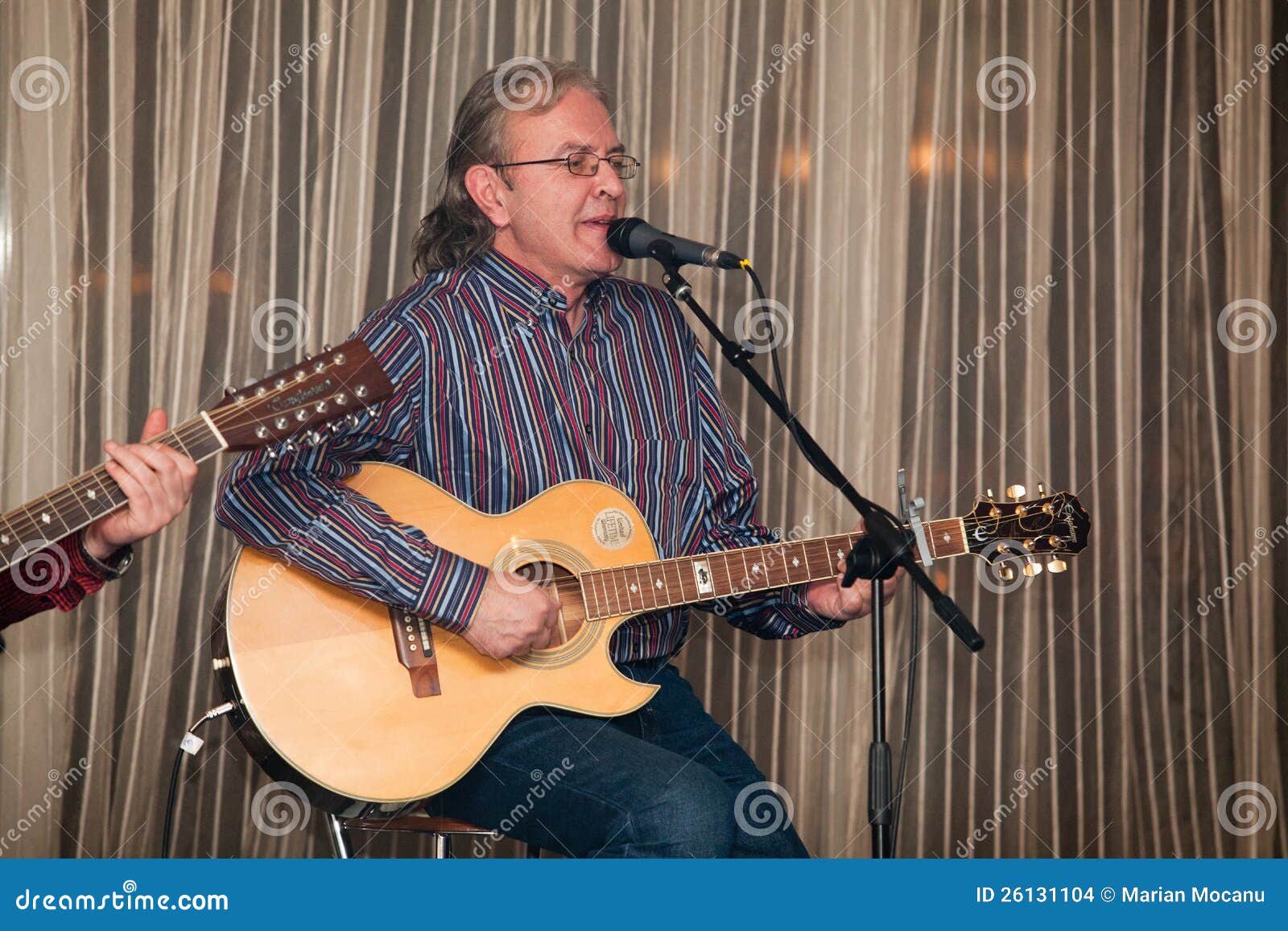 Ducu Bretzi imagen de archivo editorial. Imagen de cantante - 26131104