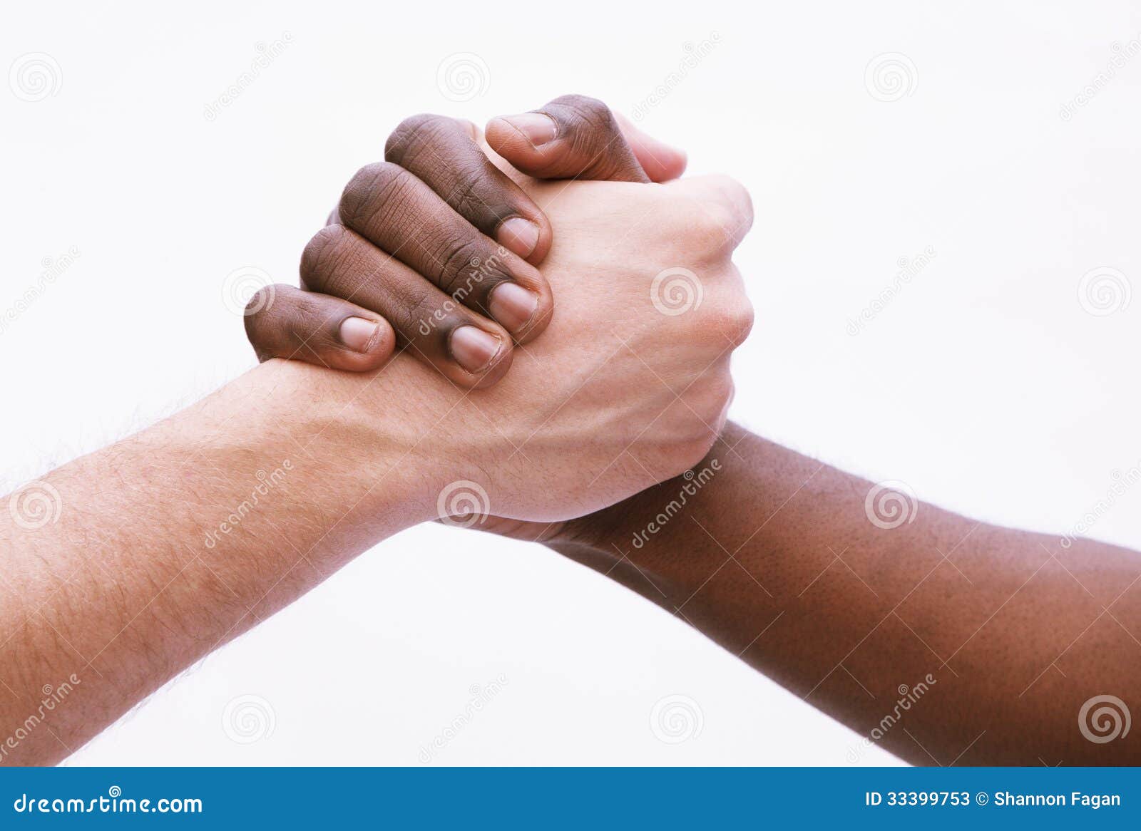 Due Giovani Che Stringono Le Mani, Primo Piano, Colpo Dello Studio ...