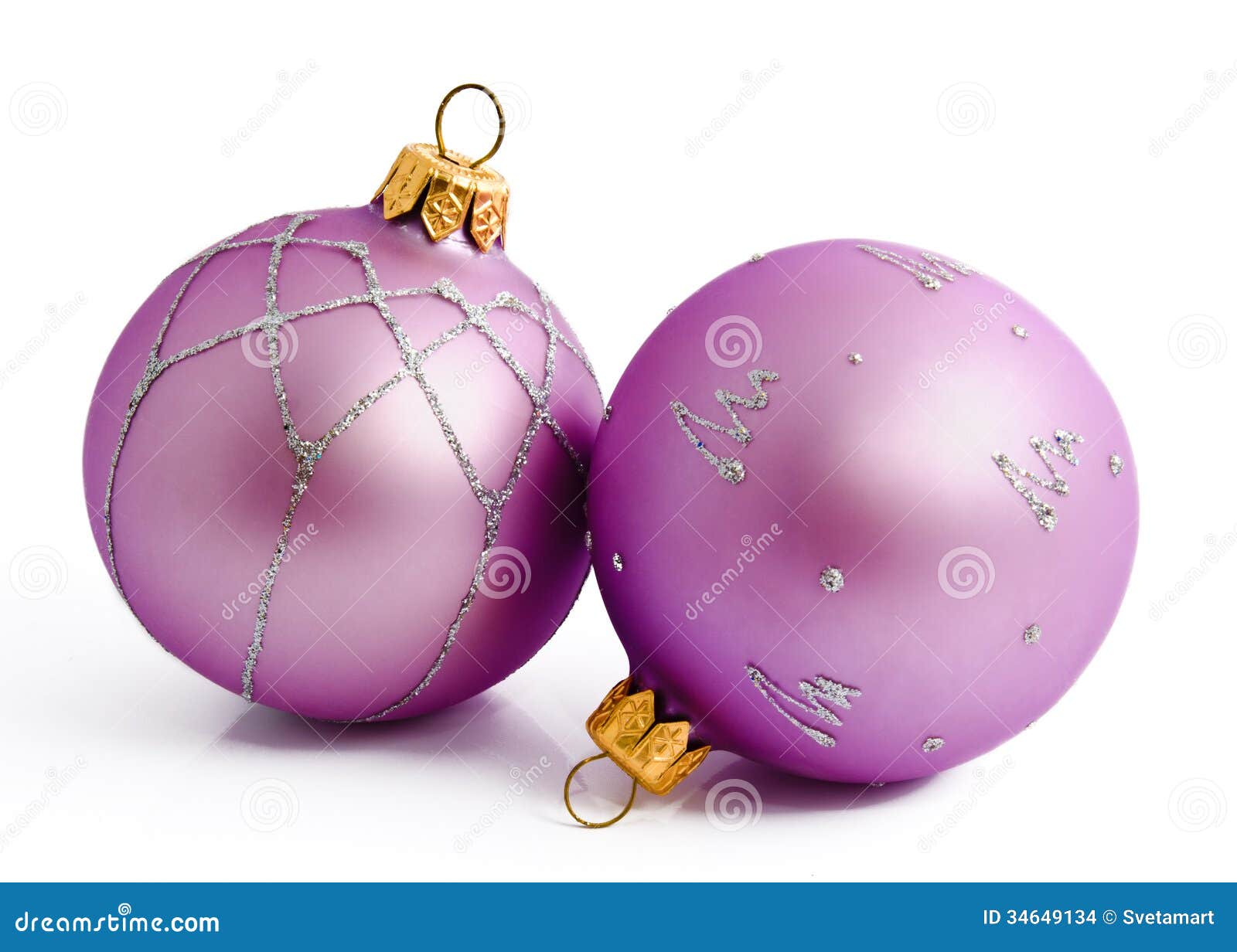 Due Palle Lilla Di Natale Isolate Su Un Bianco Fotografia Stock ...