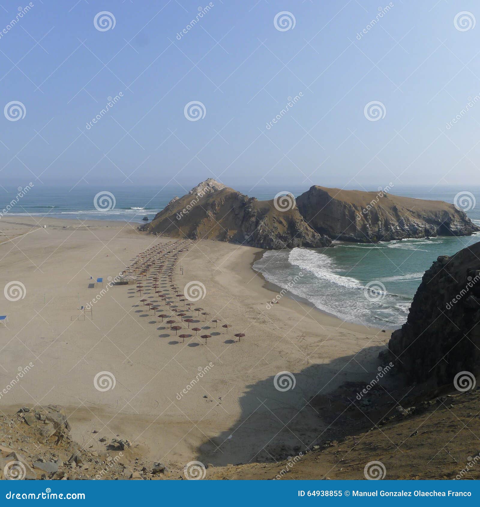 Due Spiagge Al Sud Di Lima, Perù Immagine Stock - Immagine di nessuno ...