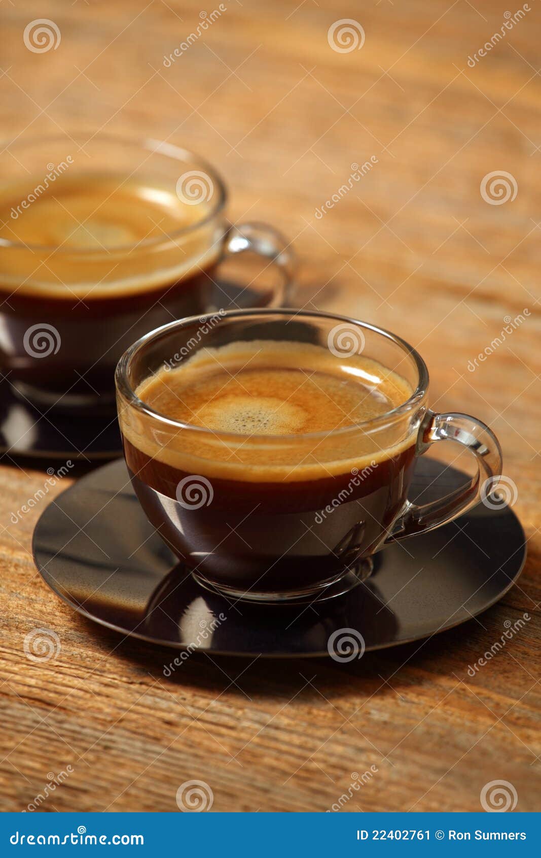Due Tazze Di Caffè Espresso Immagine Stock - Immagine di caldo, nessuno ...