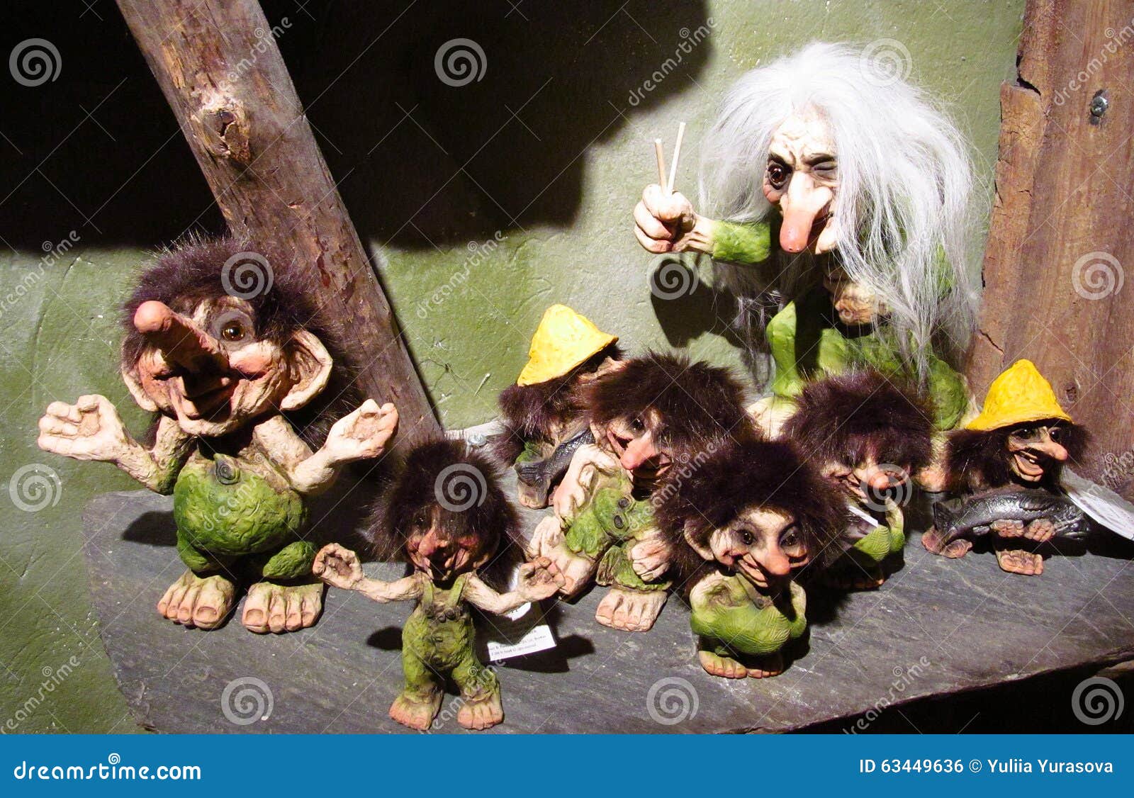 Duendes Feos Del Snouvenir Escandinavo Foto editorial - Imagen de alces ...
