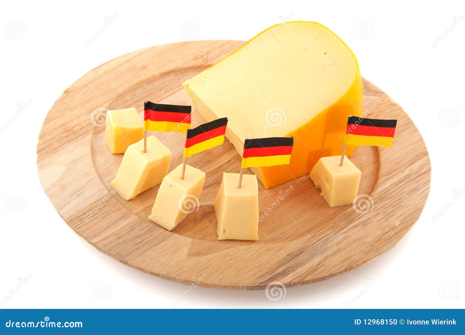 Duitse kaas stock foto. Image of duits, houten, geïsoleerd - 12968150