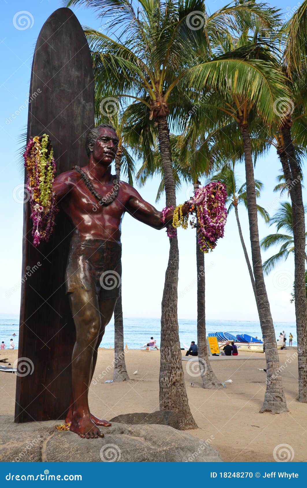 Duke Kahanamoku Statue Editorial Photo | CartoonDealer.com #48862267