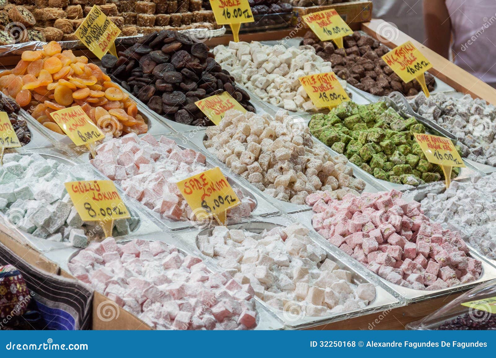 Dulces turcos foto de archivo. Imagen de colorido, alimento - 32250168