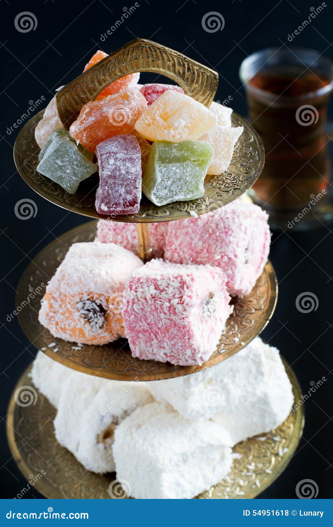 Dulces turcos foto de archivo. Imagen de taza, oriente - 54951618