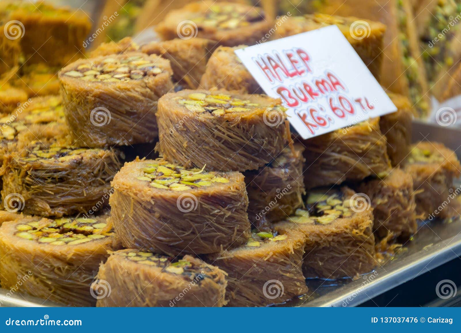 Dulces turcos de Estambul foto de archivo. Imagen de oriente - 137037476