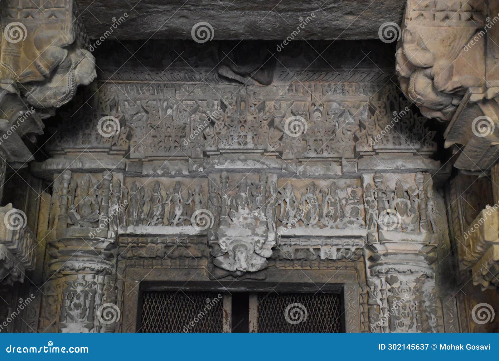 Dulha Dev Temple Architecture in Khajuraho Stock Image - Image of chain ...
