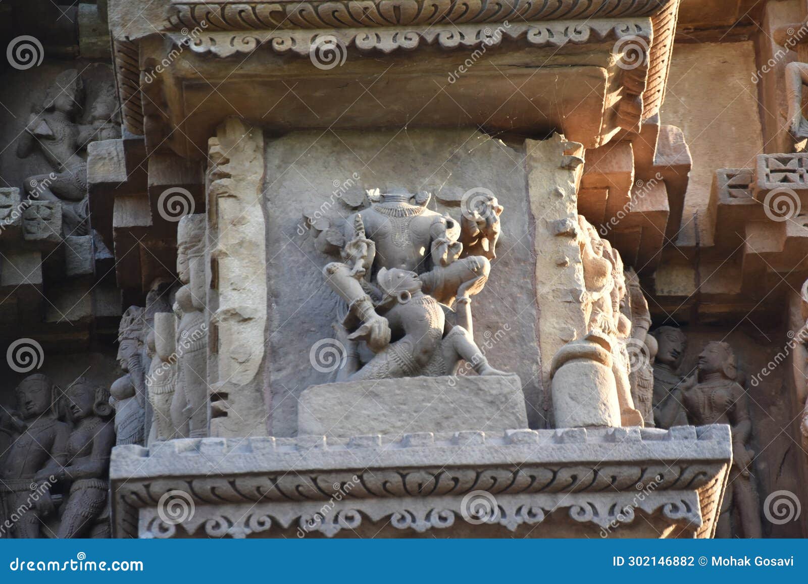 Dulha Dev Temple Architecture in Khajuraho Stock Photo - Image of chain ...