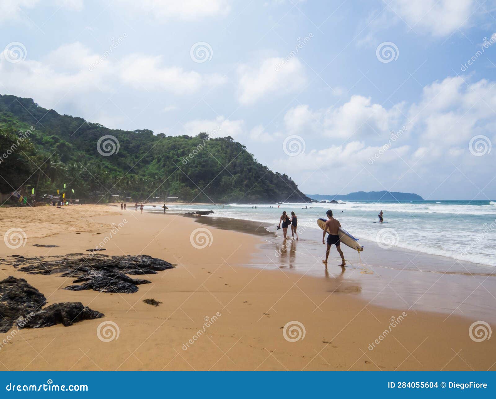 Duli Beach, El Nido, Palawan Editorial Stock Image - Image of asia ...