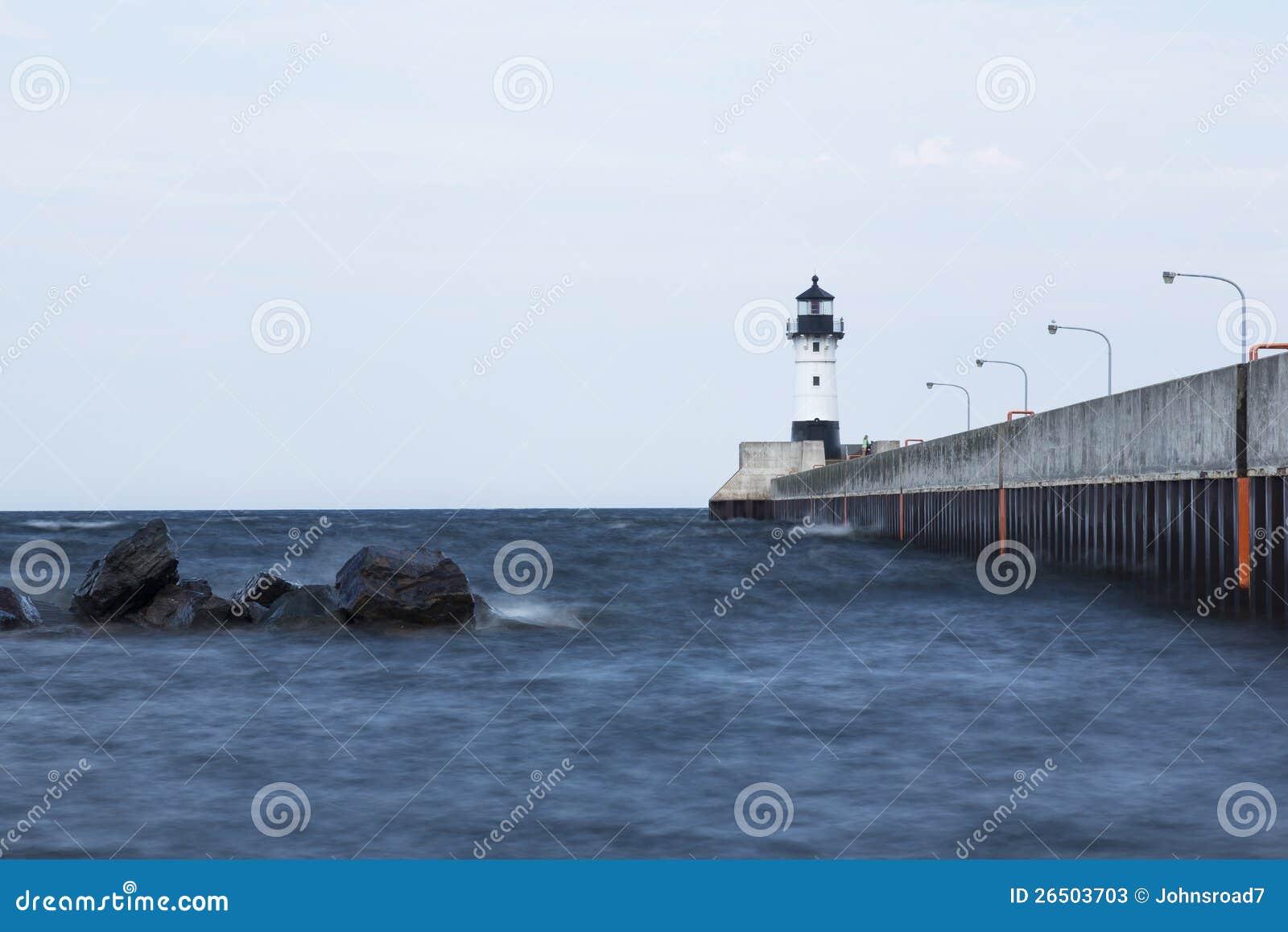 Duluth Harbor Lighthouse stock image. Image of canal - 26503703