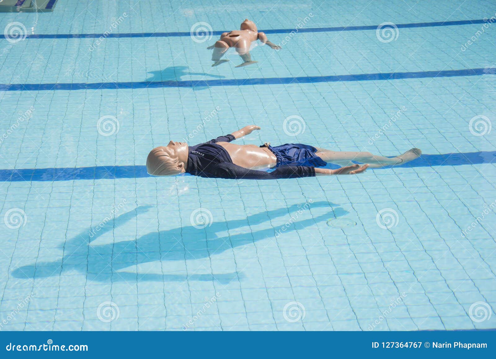 Dummy drowning training stock image. Image of rescue - 127364767