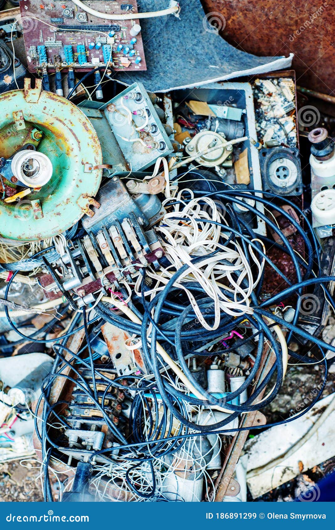 Dump of Scrap Metal and Raw Electrical Circuits Stock Image - Image of ...