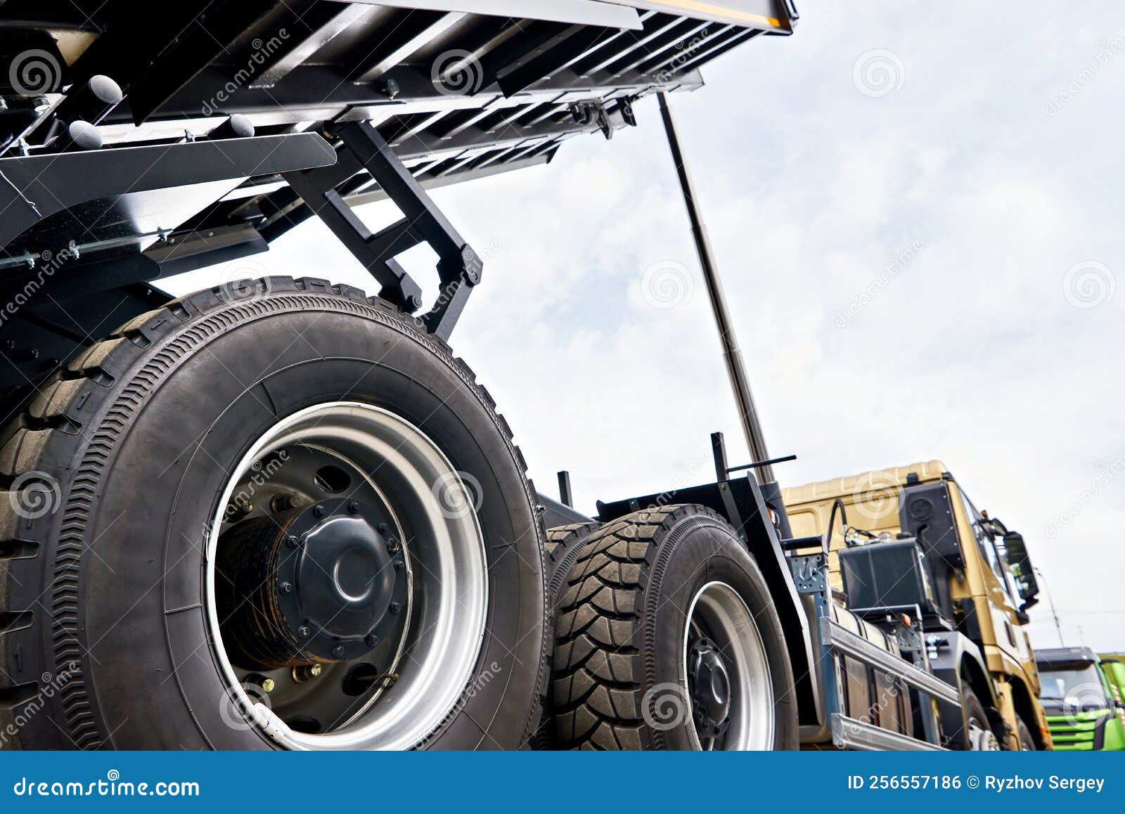 Dump Truck with Hydraulic Lift Stock Photo - Image of grading, iron ...