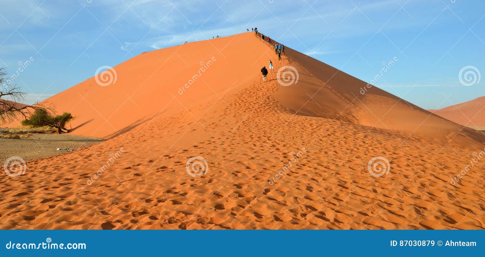 Duna 45 imagen de archivo editorial. Imagen de recorrido - 87030879