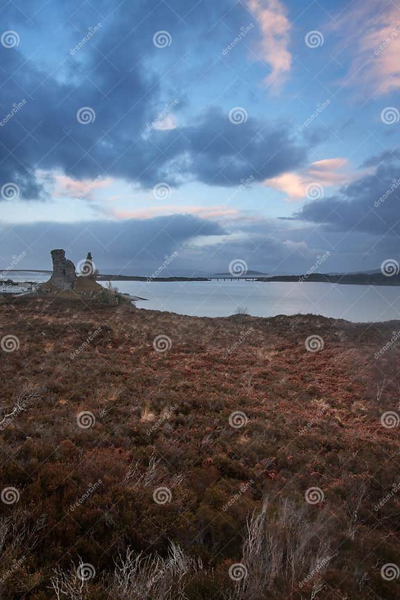 Dunakin Castle, Kyleakin stock image. Image of destination - 38447099