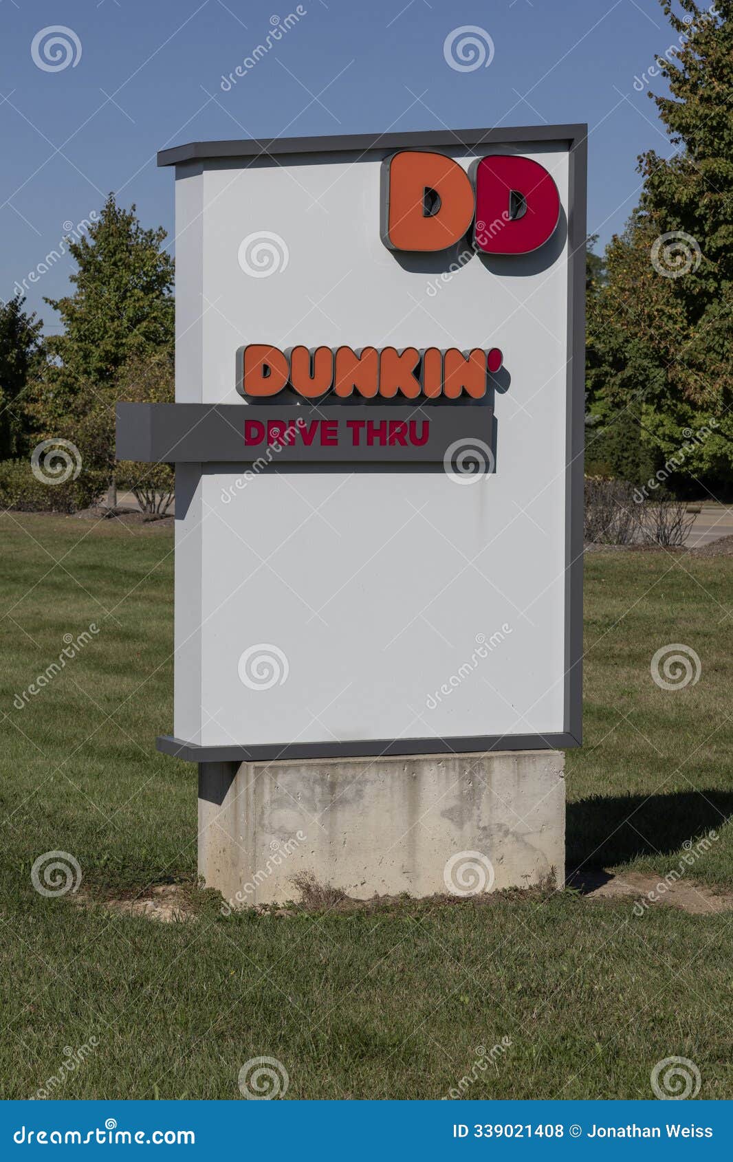 Dunkin` Donuts Sign And Logo Editorial Image | CartoonDealer.com #201735106