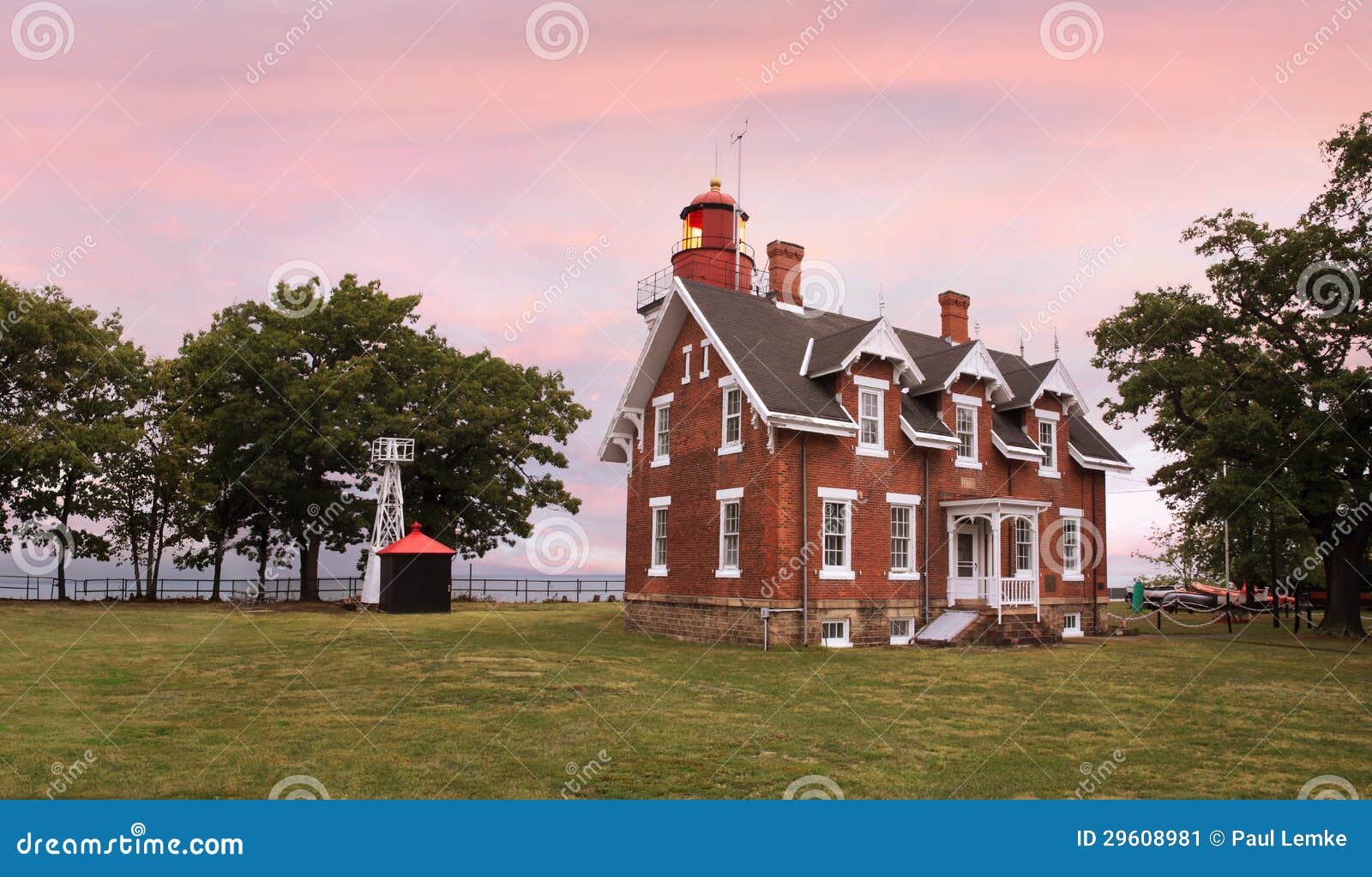The Dunkirk Lighthouse stock image. Image of museum, historic - 29608981