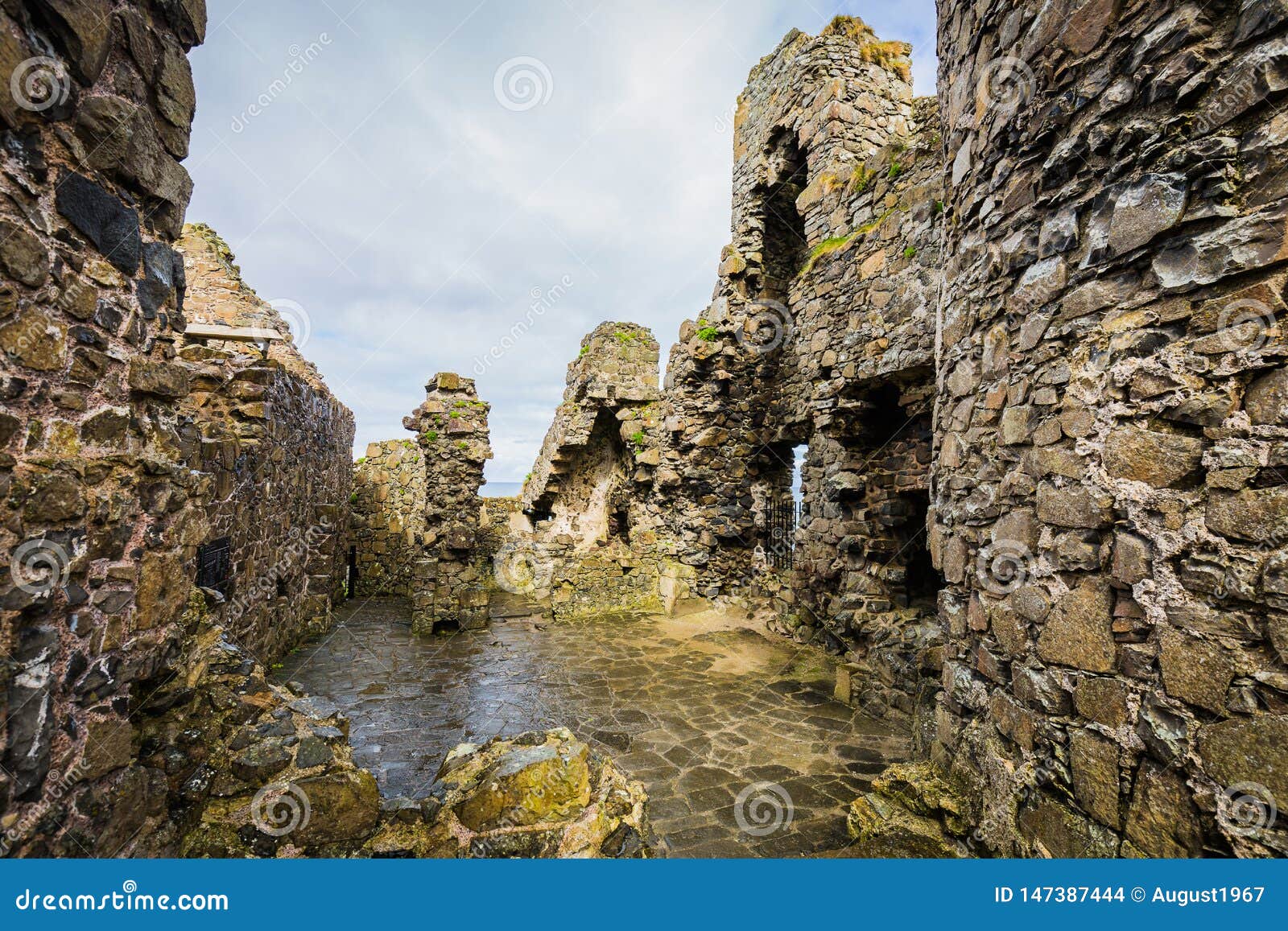 The dunluce castle 4 stock photo. Image of house, nature - 147387444