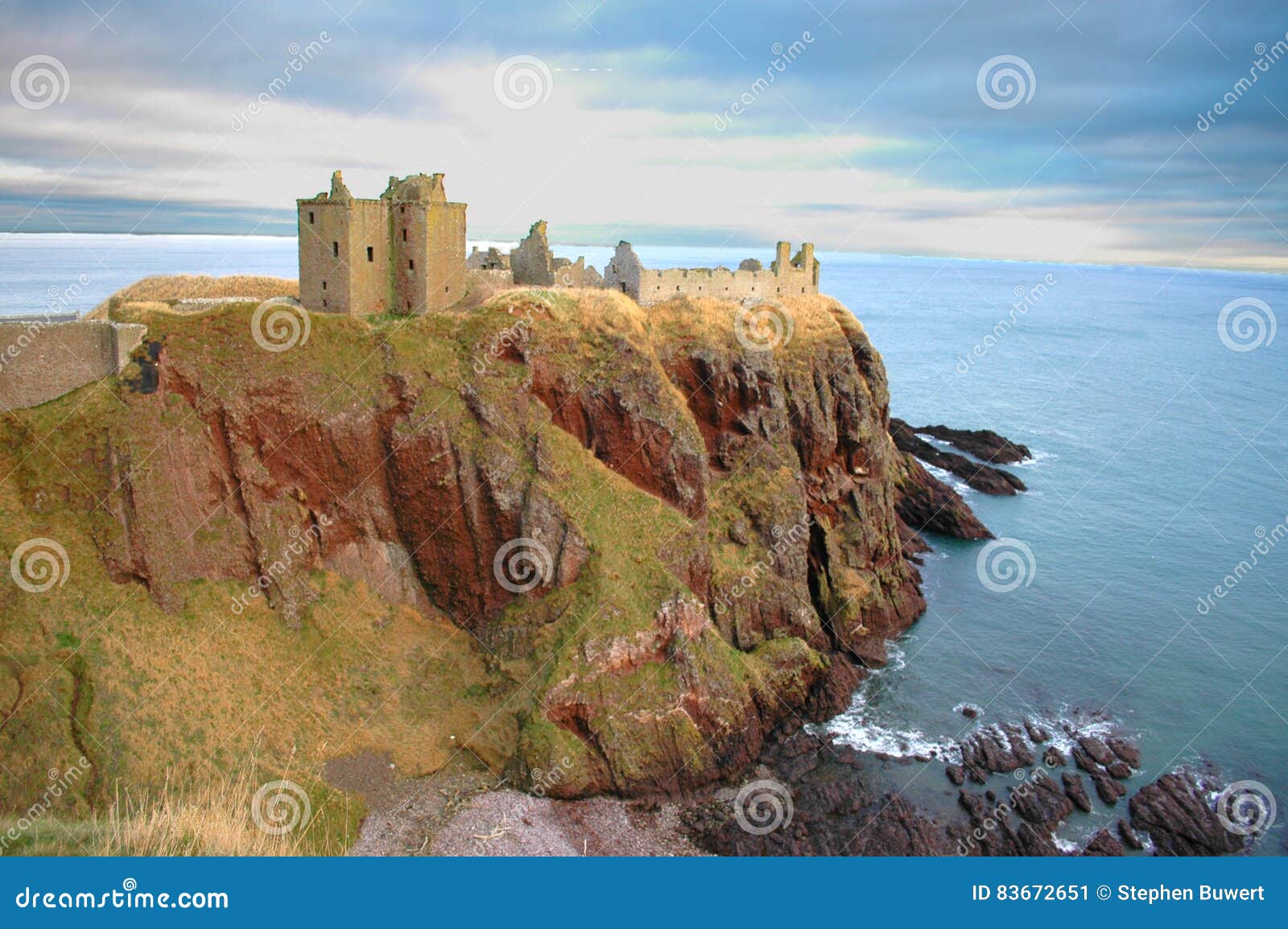 Dunnottar Castle stock image. Image of aberdeen, landmark - 83672651