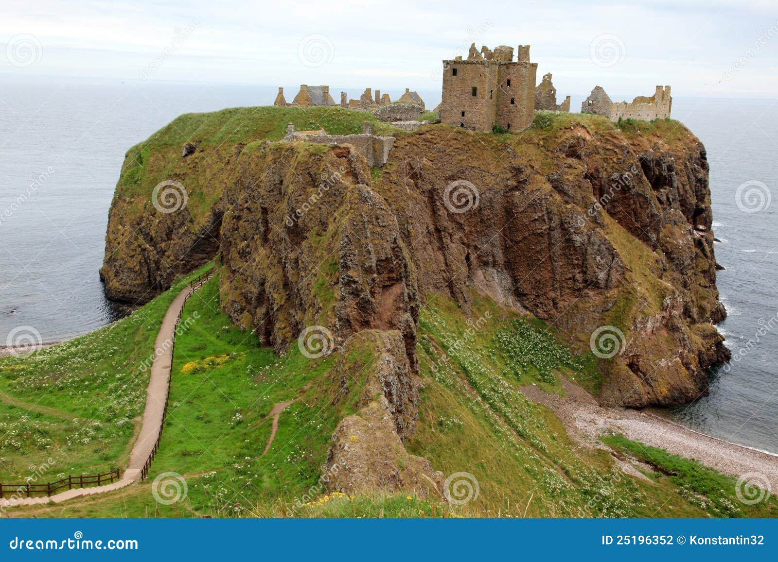 Dunnottar Castle Royalty-Free Stock Image | CartoonDealer.com #81297256