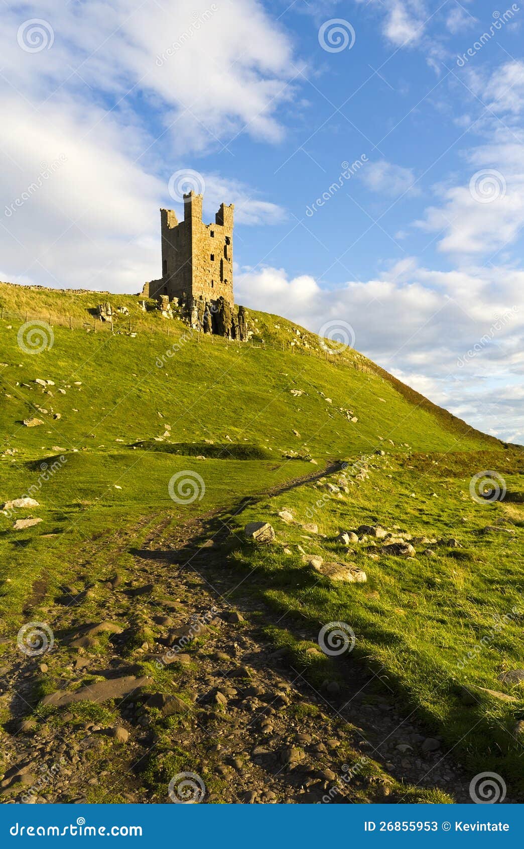 Dunstanburgh Castle, Northumberland Stock Image - Image of coast ...