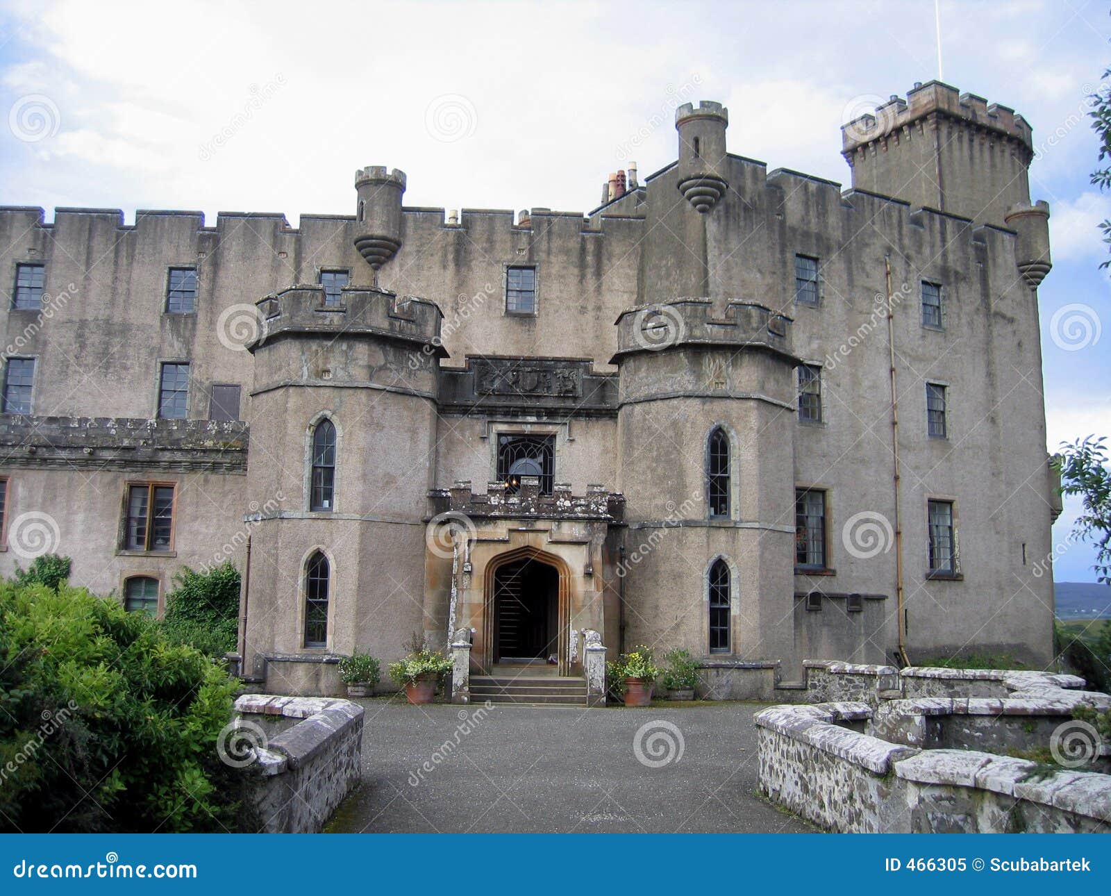 Dunvegan Castle stock image. Image of tartan, mortar, mcleod - 466305