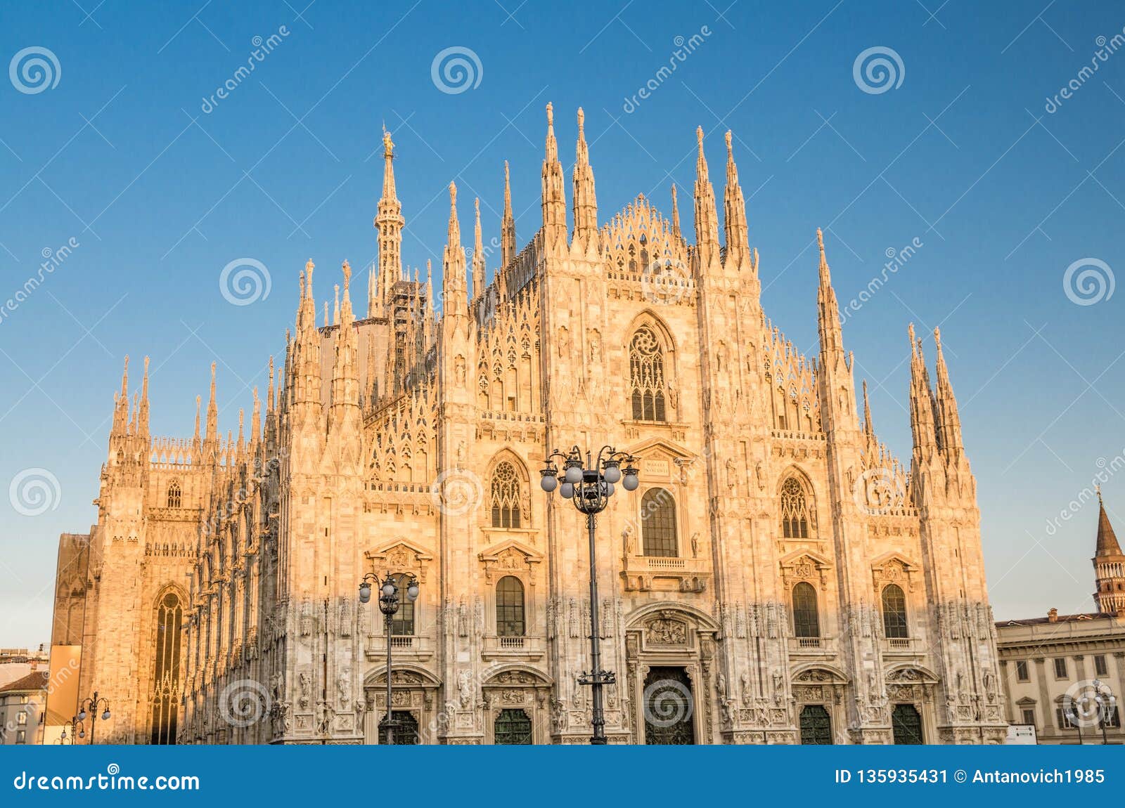 Duomo Di Milano Cathedral on Piazza Del Duomo Square, Milan, Italy ... Duomo Di Milano Cathedral on Piazza Del Duomo Square, Milan, Italy ...
