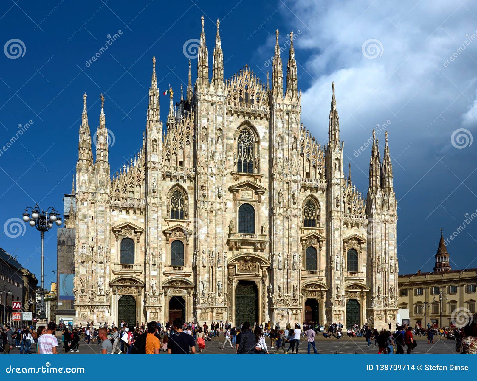 Duomo Milano Editorial Image | CartoonDealer.com #83250446