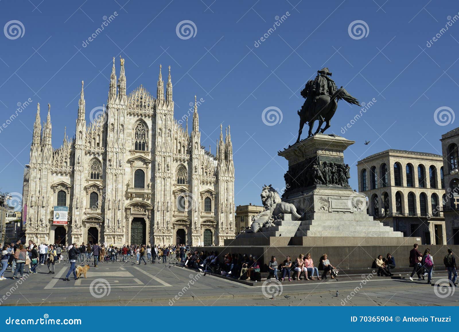Duomo Square Milan with Tourists in Spring Editorial Stock Image ...