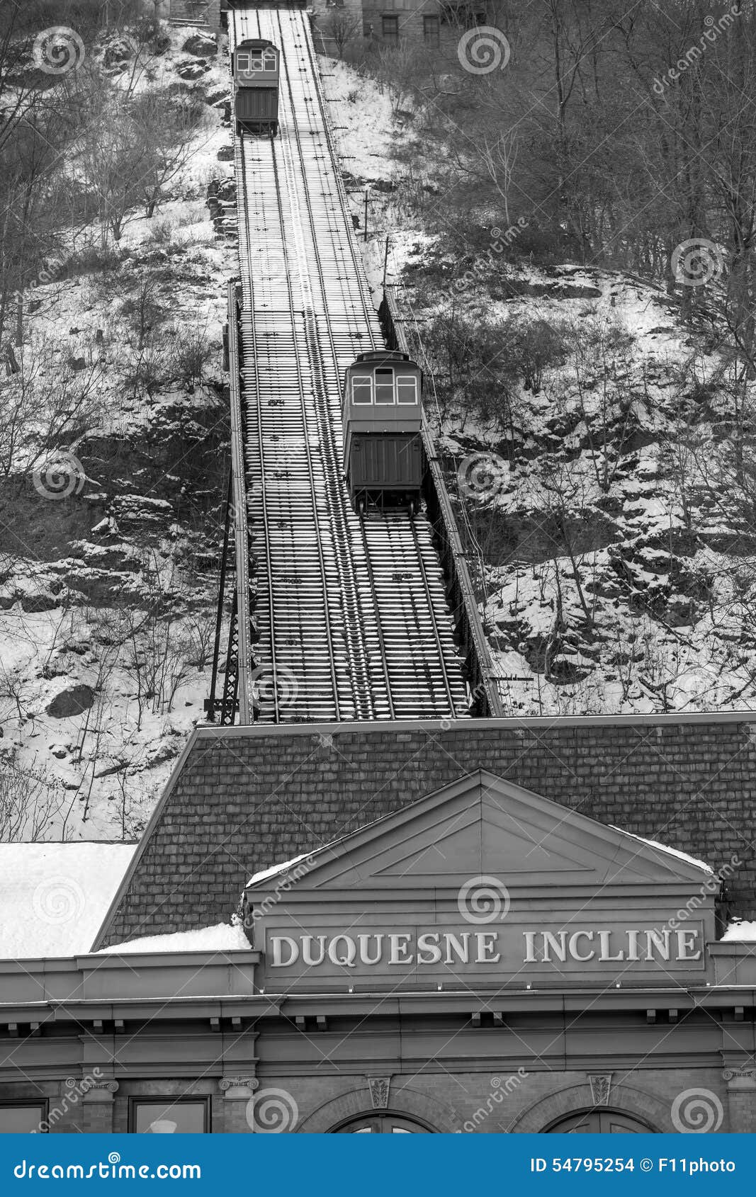 Duquesne Incline in Pittsburgh Editorial Stock Image - Image of ...