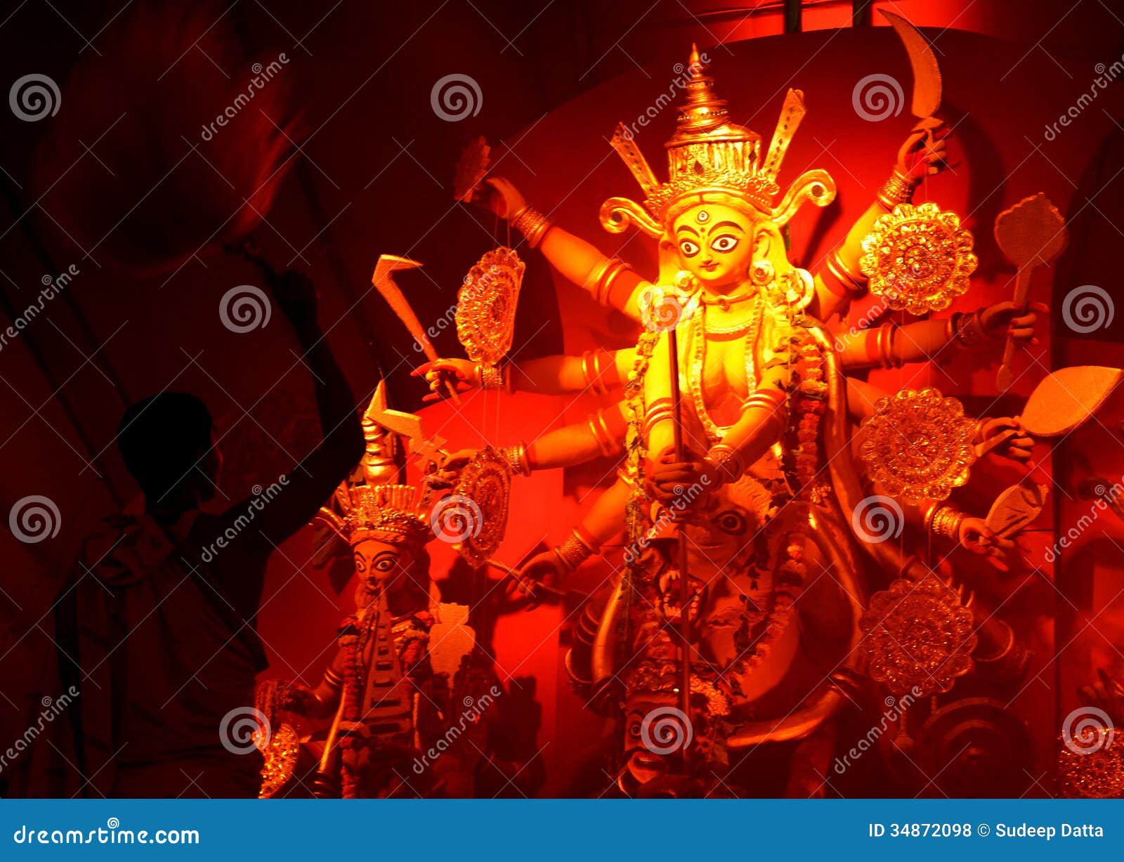 Durga puja aarti editorial stock photo. Image of devotion - 34872098