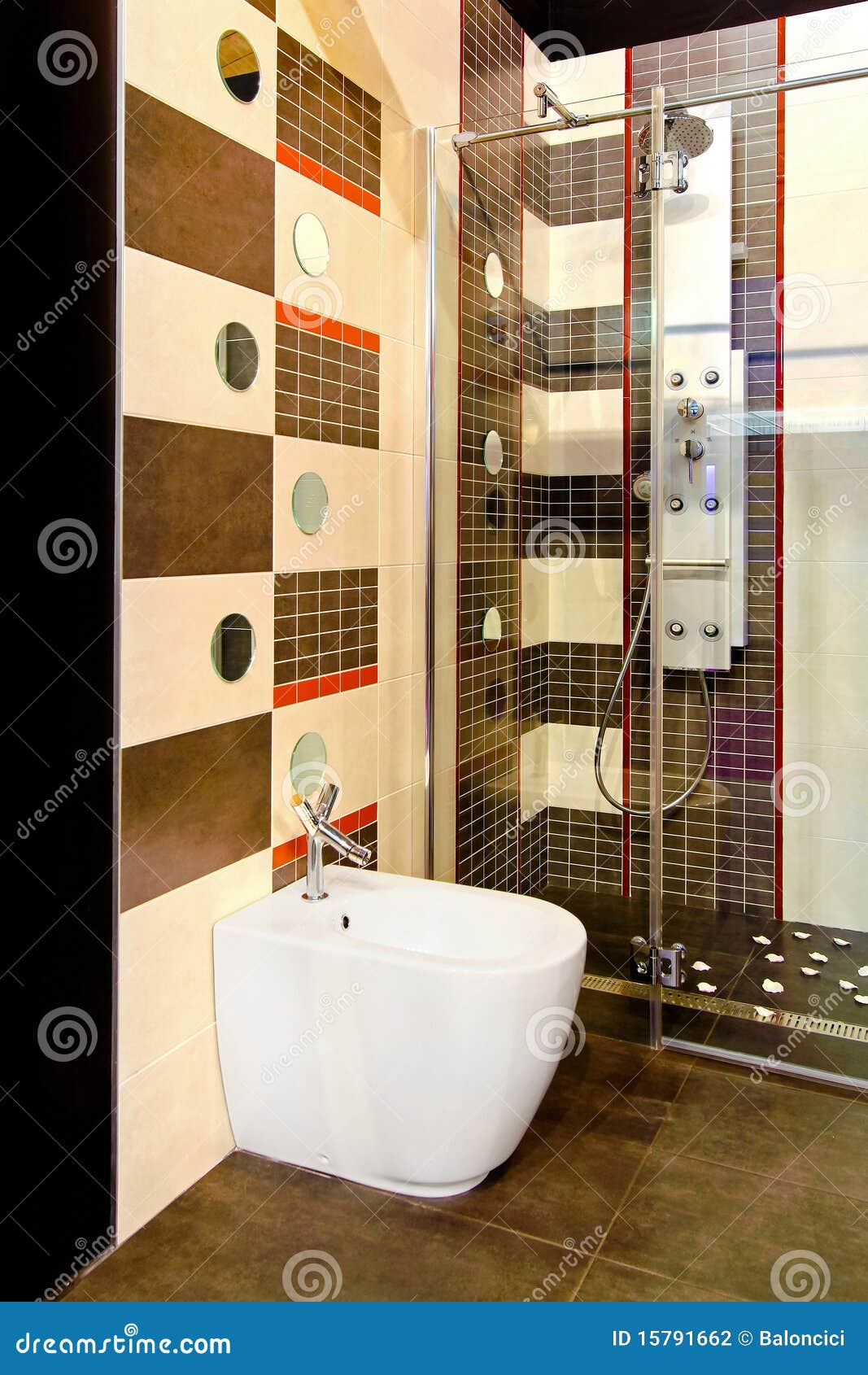 Dusch arkivfoto. Bild av badrum, toalett, till, exponeringsglas - 15791662