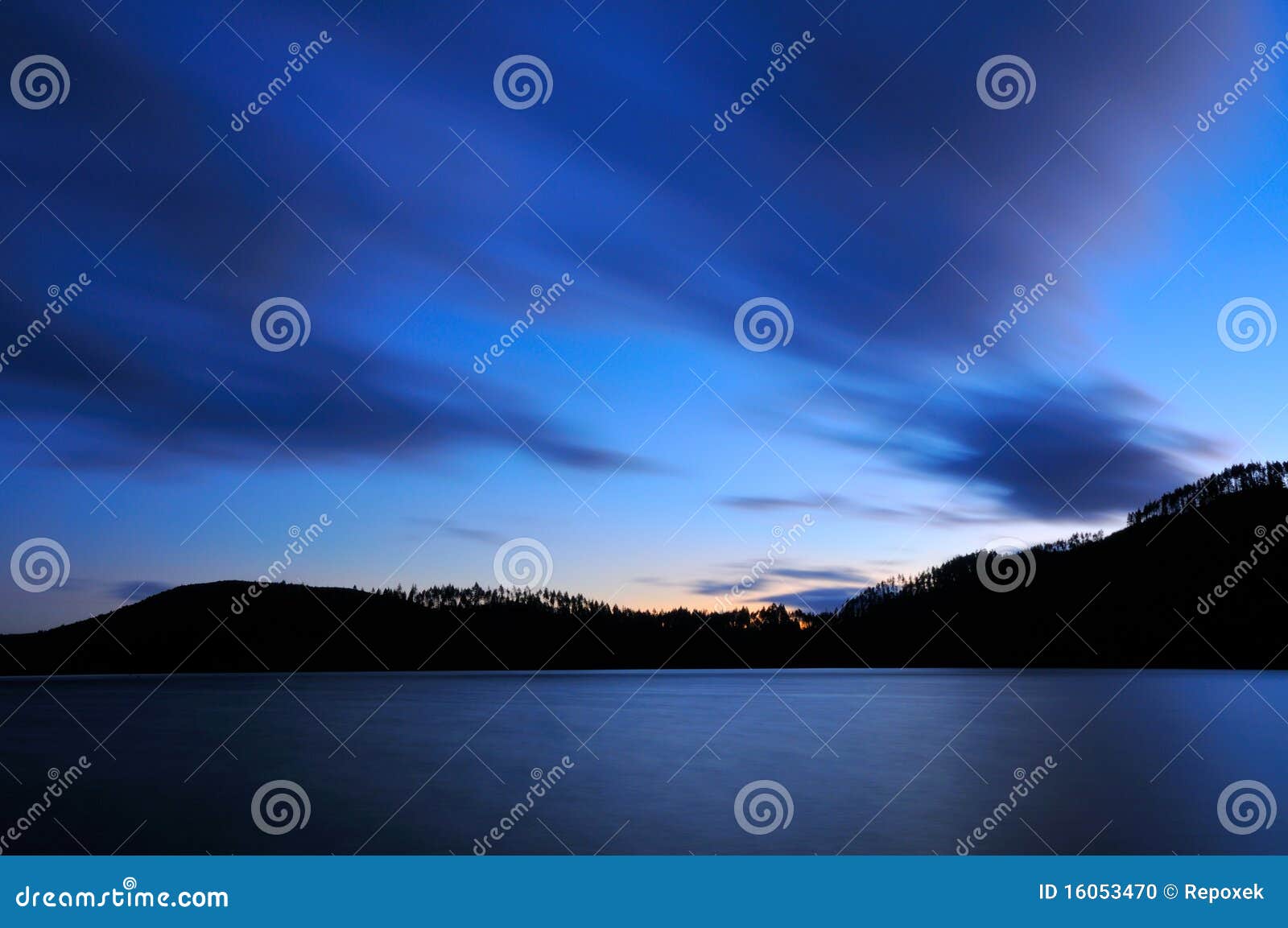 Dusk at Lake Tikitapu stock photo. Image of lake, summer - 16053470