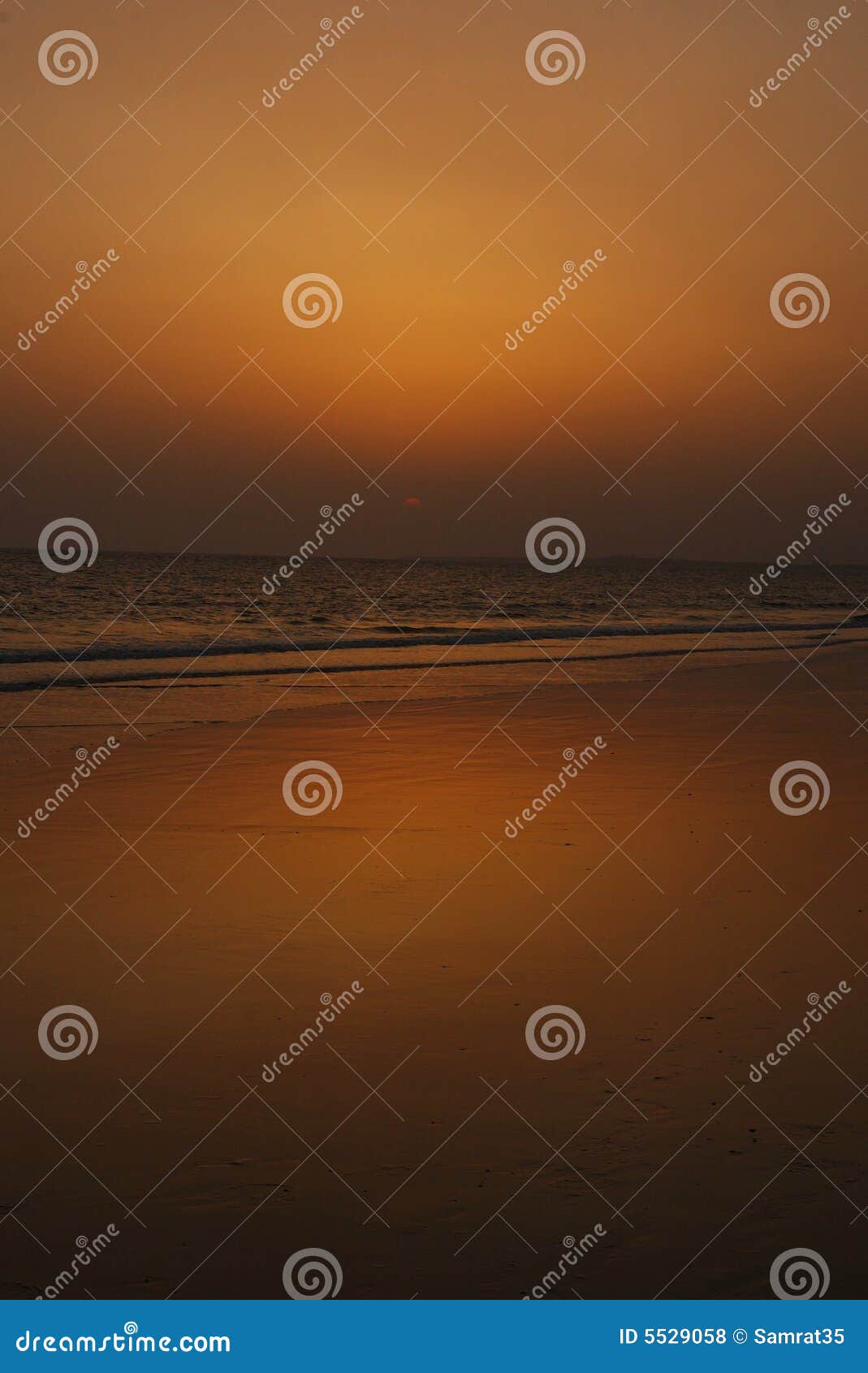 Dusky gold beach sunset stock photo. Image of twilight - 5529058