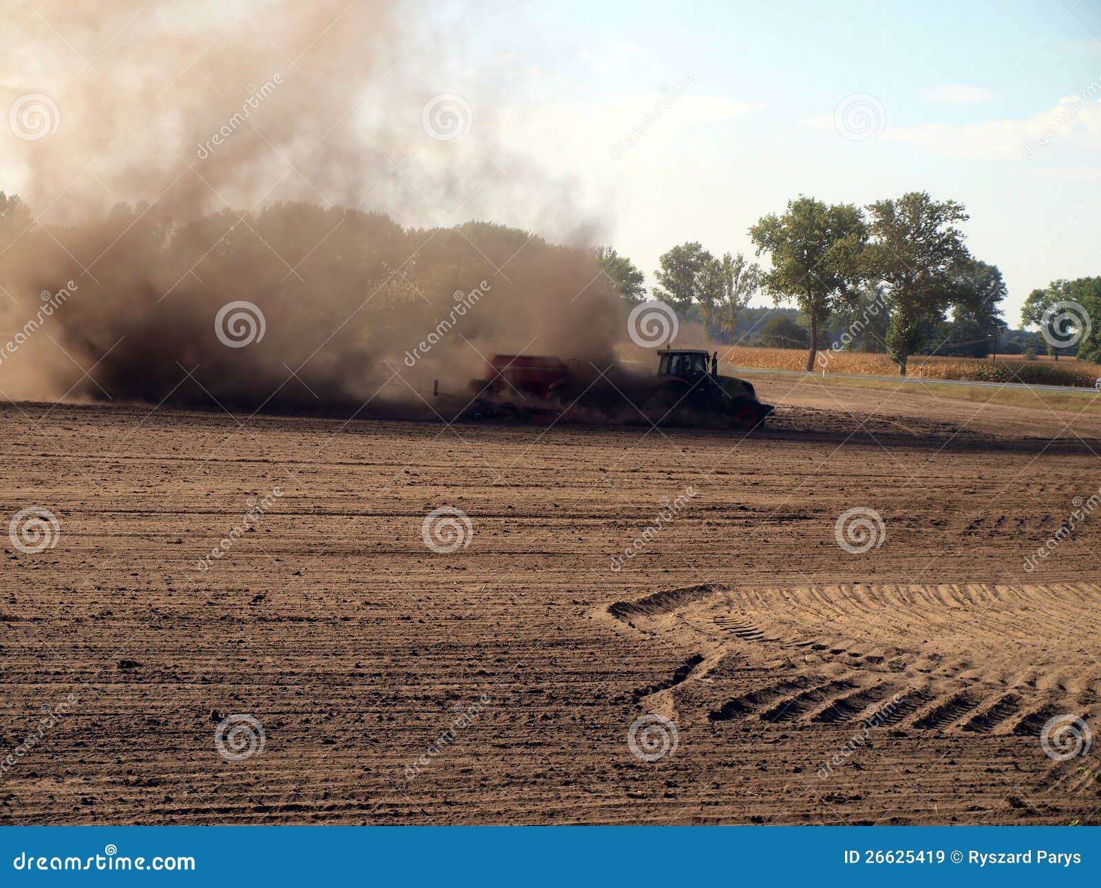 Dust in agricultural work stock image. Image of grass - 26625419